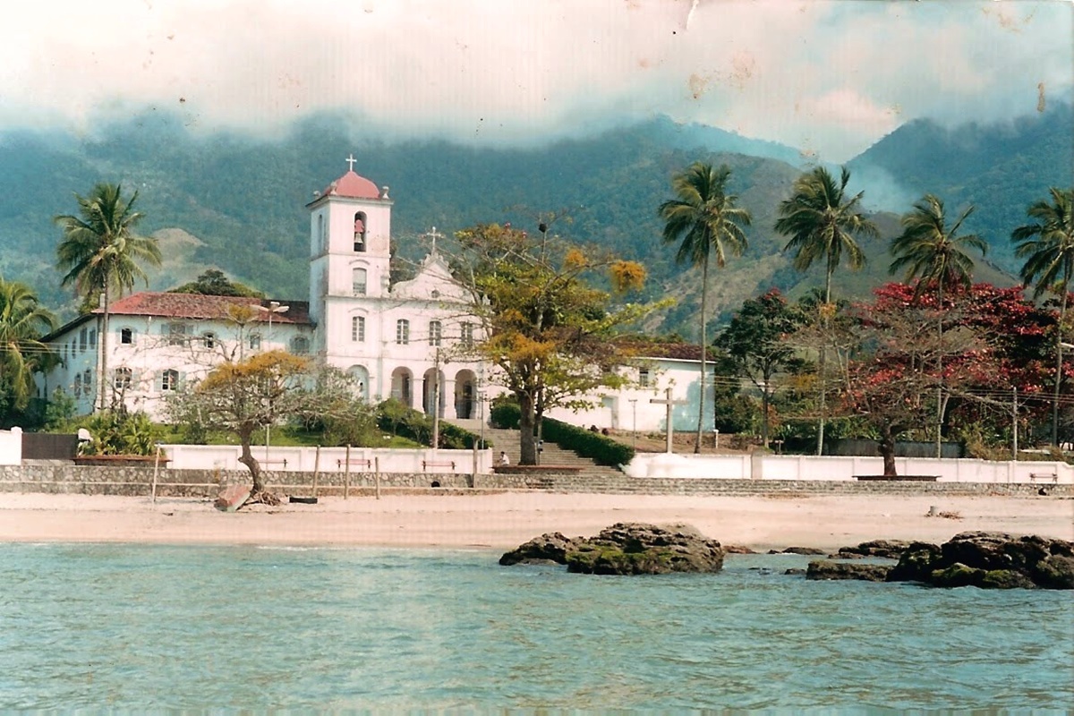 Praia de São Francisco em São Sebastião - Onde Visitar em São Sebastião ...