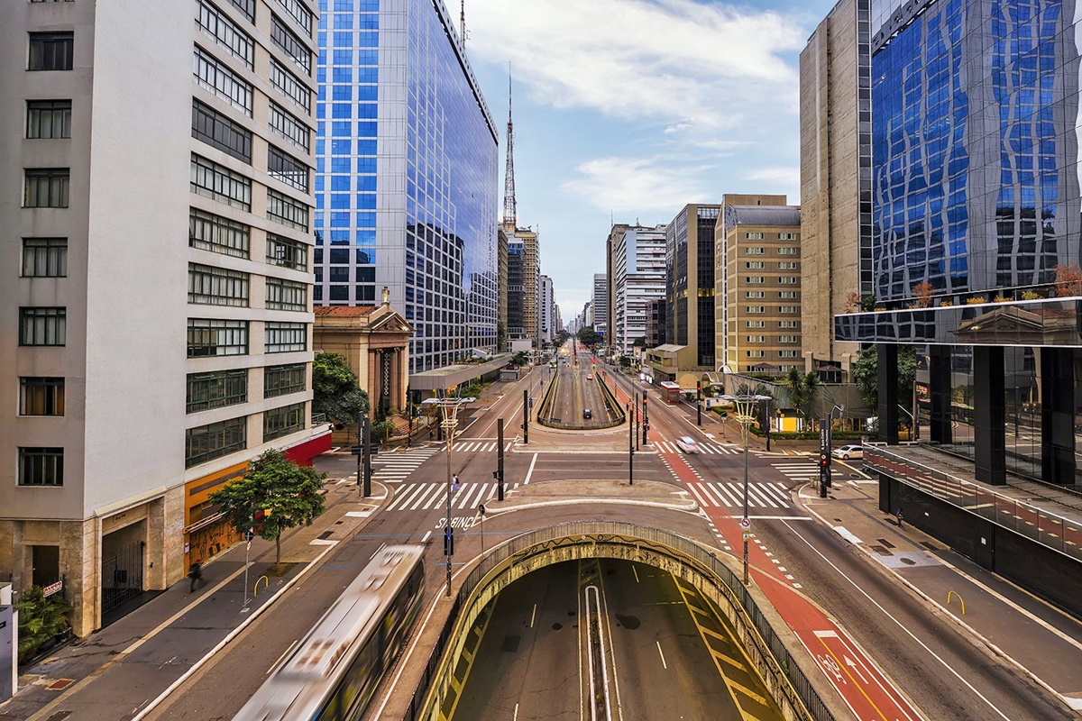 Avenida Paulista em São Paulo - Onde Visitar em São Paulo - SP